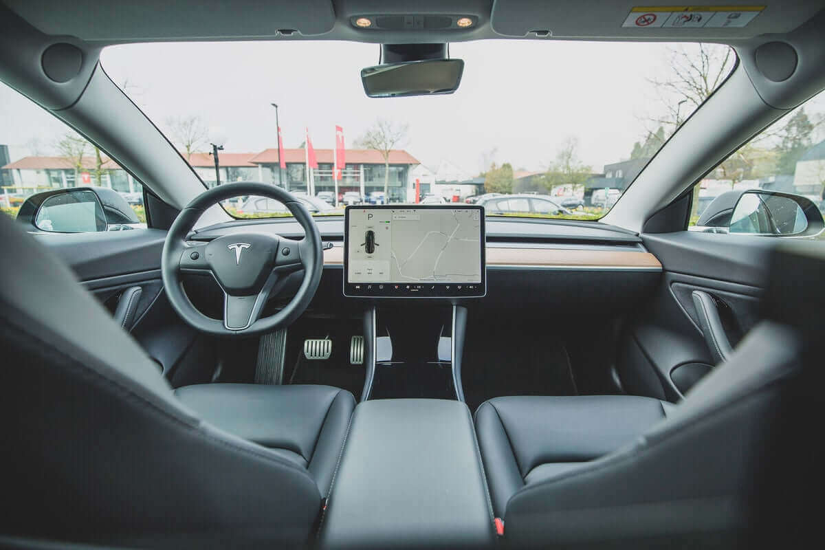 7 Hidden Features of Tesla That New Tesla Owners Should Know